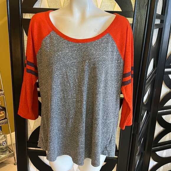 Merona | Tops | Merona Gray Orange Blue Baseball Style 34 Sleeve Pull ...